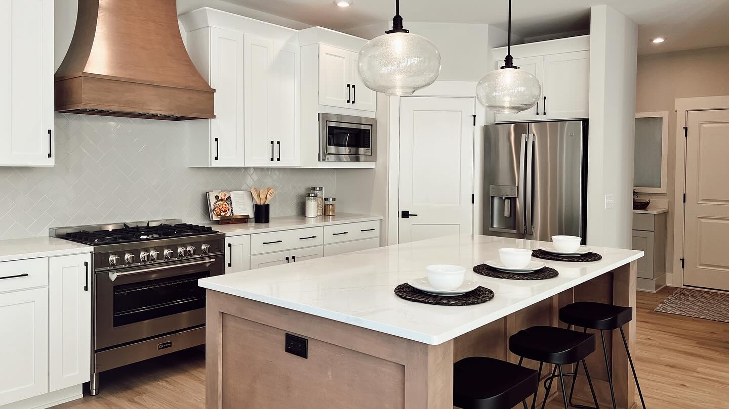 Work with Expert Kitchen Designers to Create Your Dream Space ...